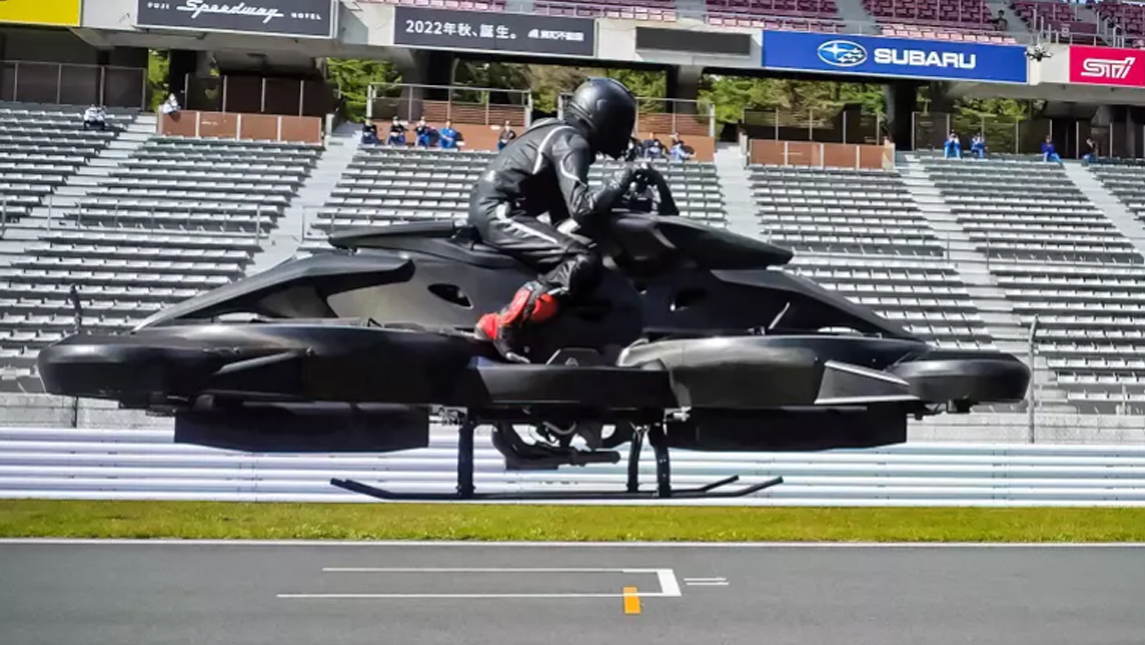 ვიდეო: იყიდება პირველი მფრინავი მოტოციკლი, რომელიც ორი Rolls-Royce-ის ...